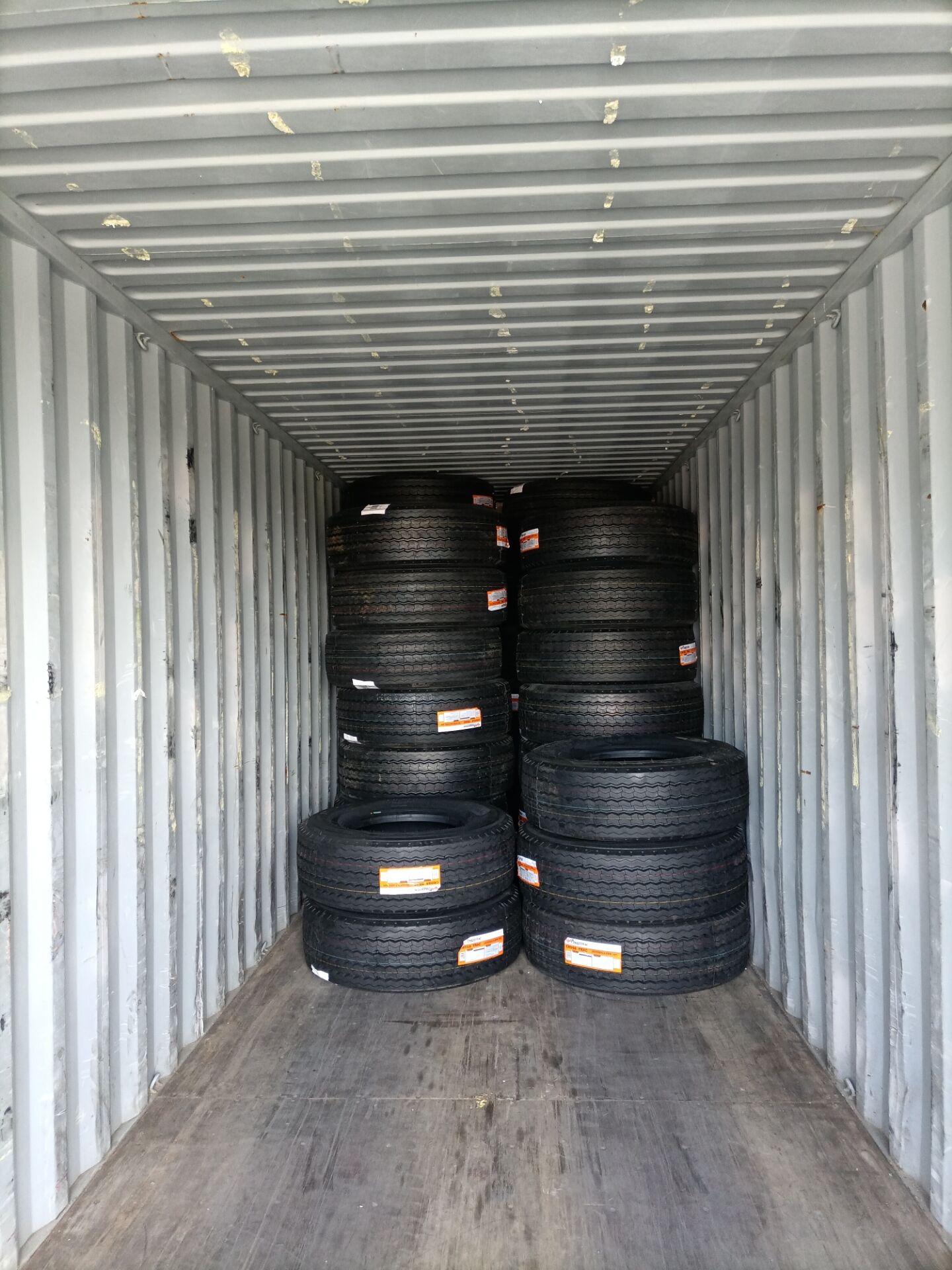 轮胎出口业务 – 金漪 Golden Wing